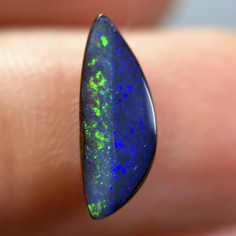 Australian Boulder Opal Miners & Cutter - SIGNATURE OPAL