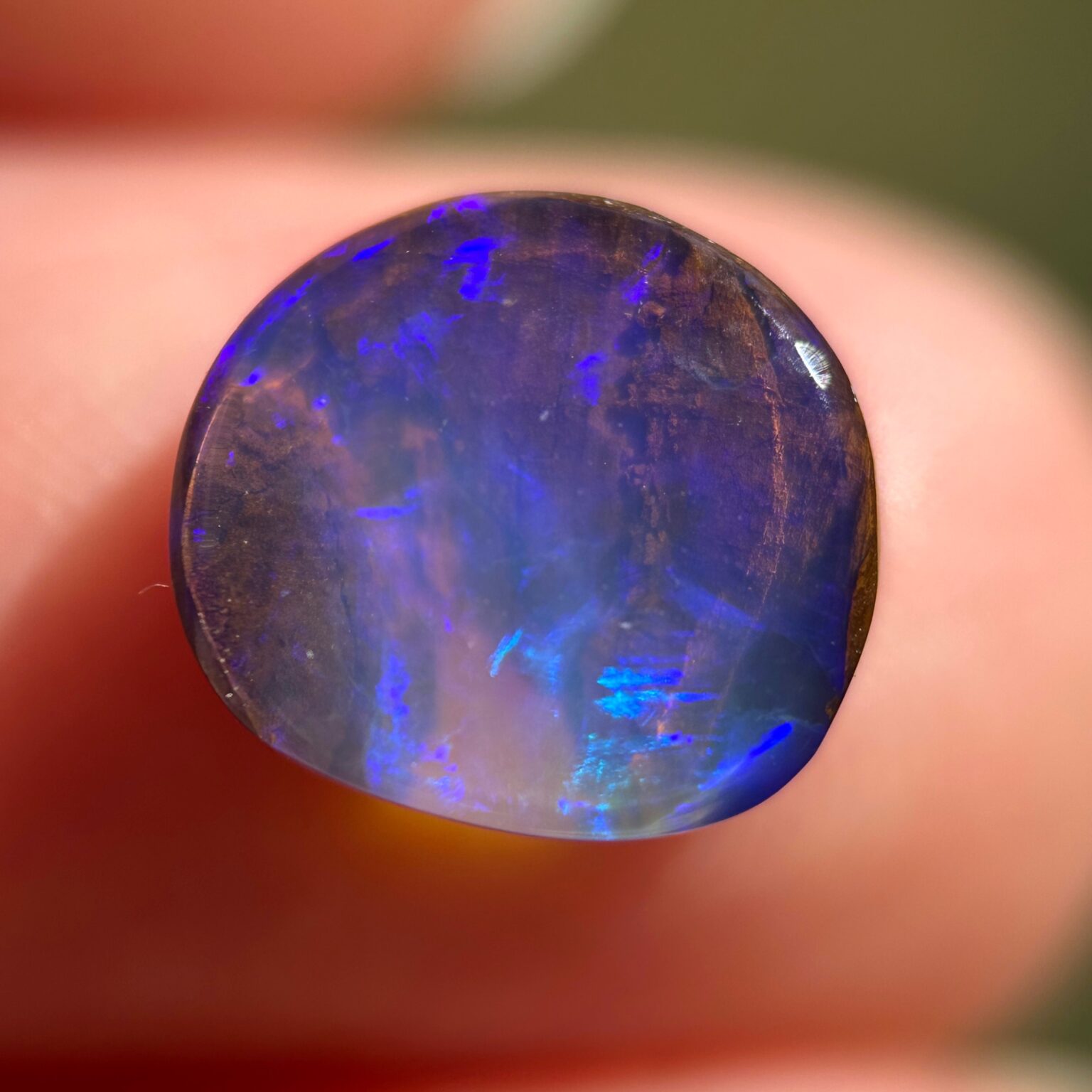 Australian Boulder Opal Miners & Cutter - SIGNATURE OPAL