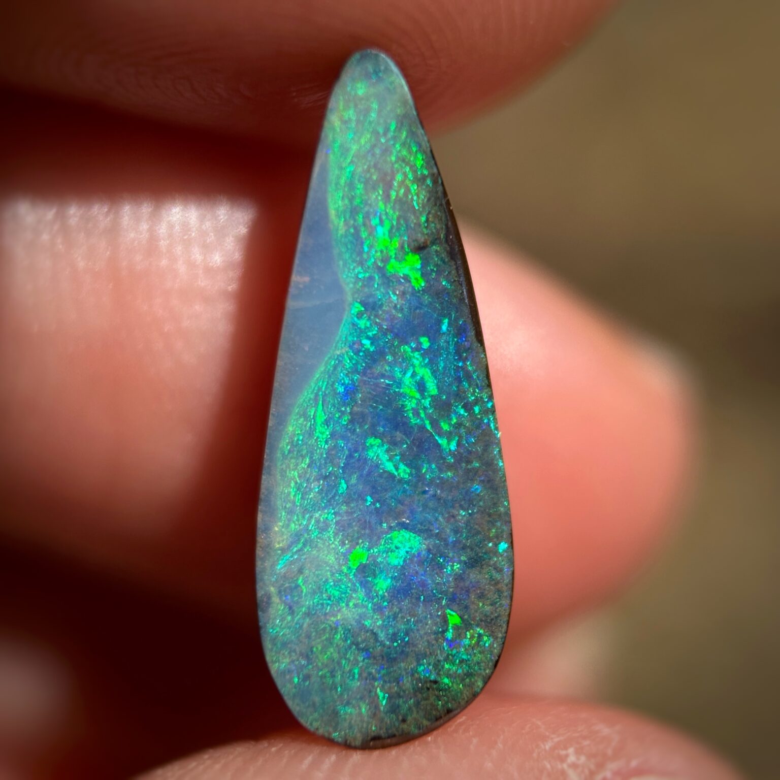Australian Boulder Opal Miners & Cutter - SIGNATURE OPAL