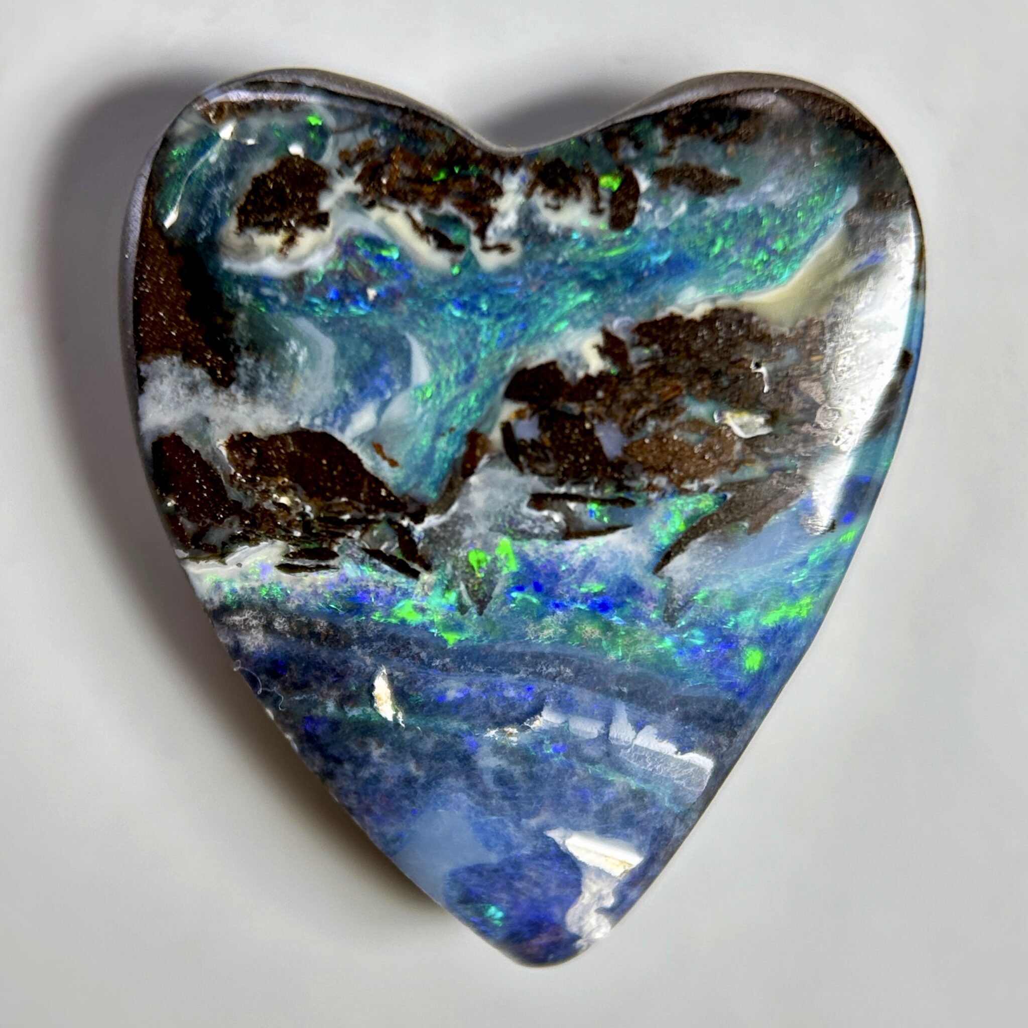 Australian Boulder Opal Miners & Cutter - SIGNATURE OPAL